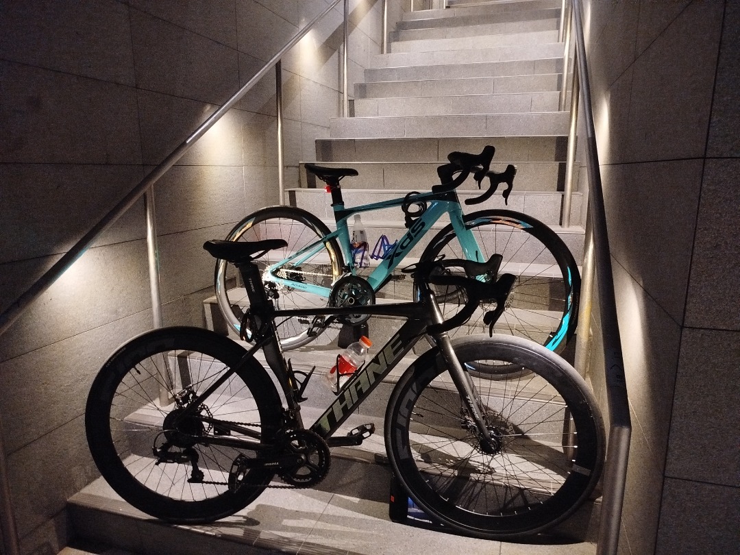 Thane Road Bike - Black, Sports Equipment, Bicycles & Parts, Bicycles ...