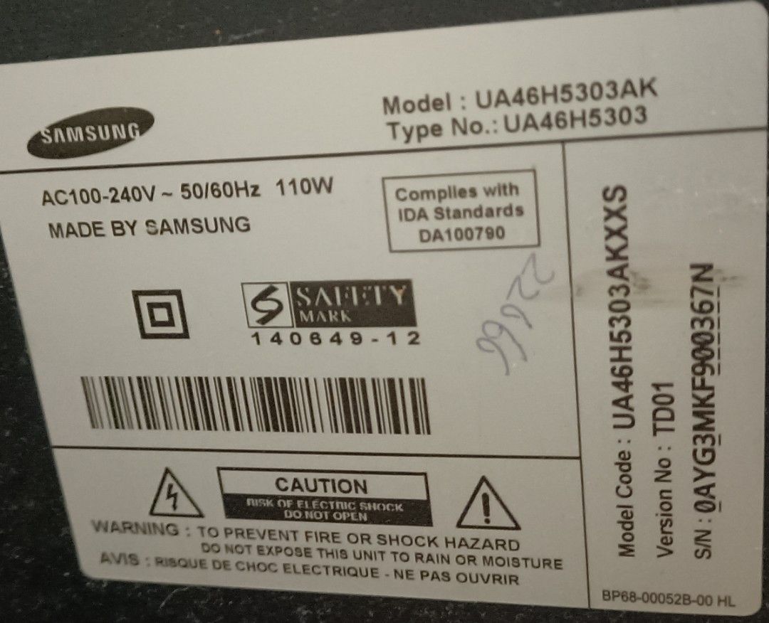 42 inch Samsung smart tv, Hobbies & Toys, Toys & Games on Carousell