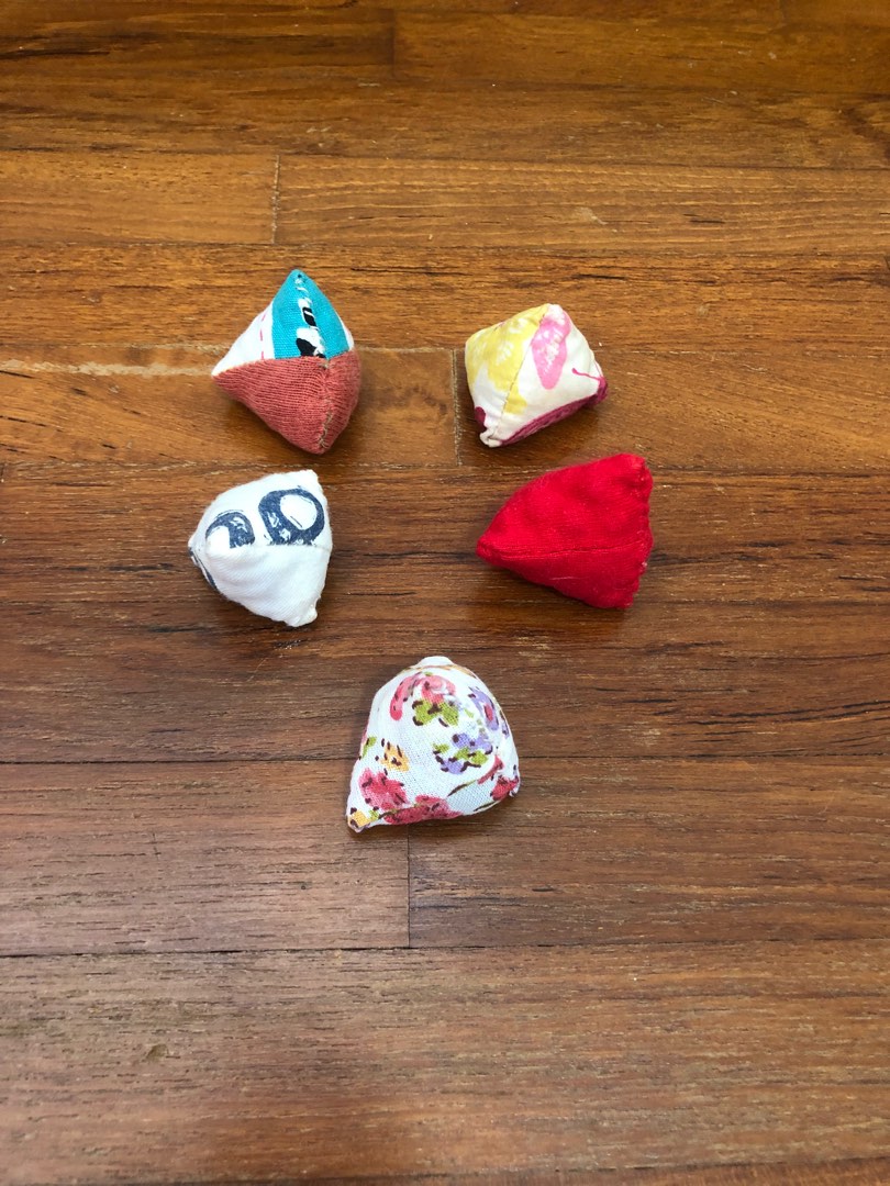 5 stones, family game night, Hobbies & Toys, Toys & Games on Carousell