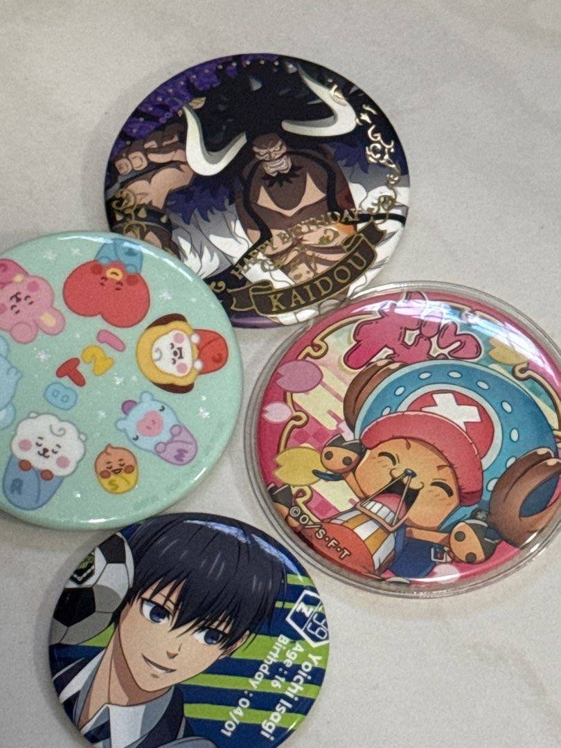 Anime Button Badges - One Piece, BT21, Blue Lock, Hobbies & Toys ...