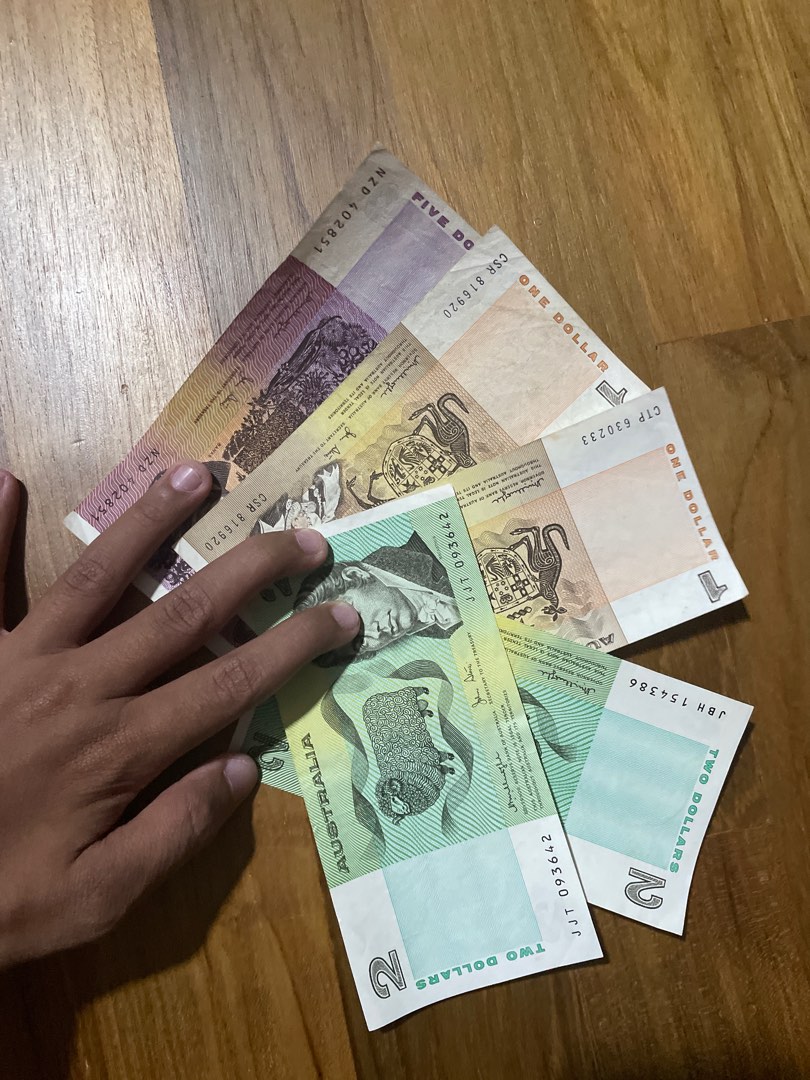 Australian Banknotes - $1, $2, and $5(vintage), Hobbies & Toys ...