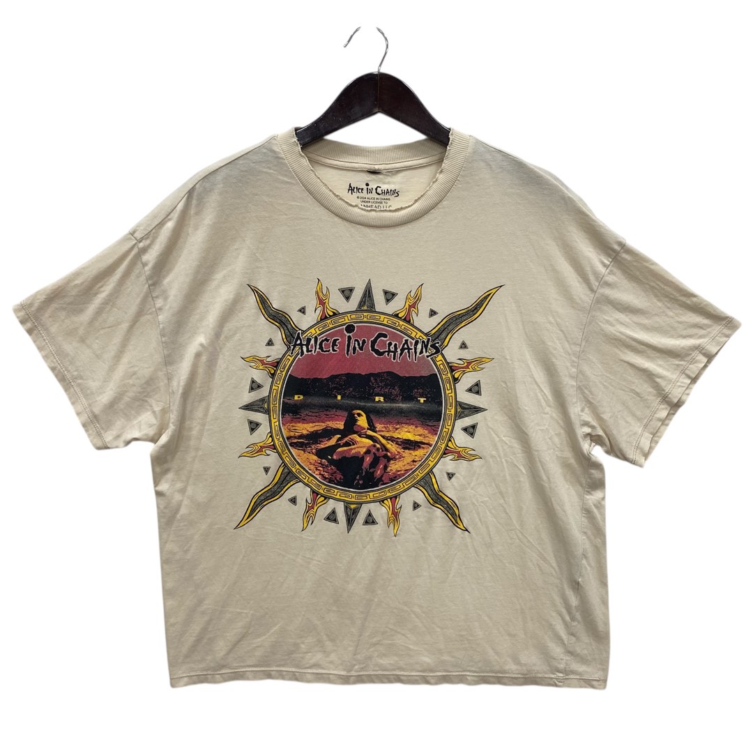 💥BAJU ALICE IN CHAIN dirt, Women's Fashion, Tops, Shirts on Carousell