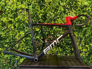 BMC Teammachine R01 MOD Frameset, Sports Equipment, Bicycles & Parts ...