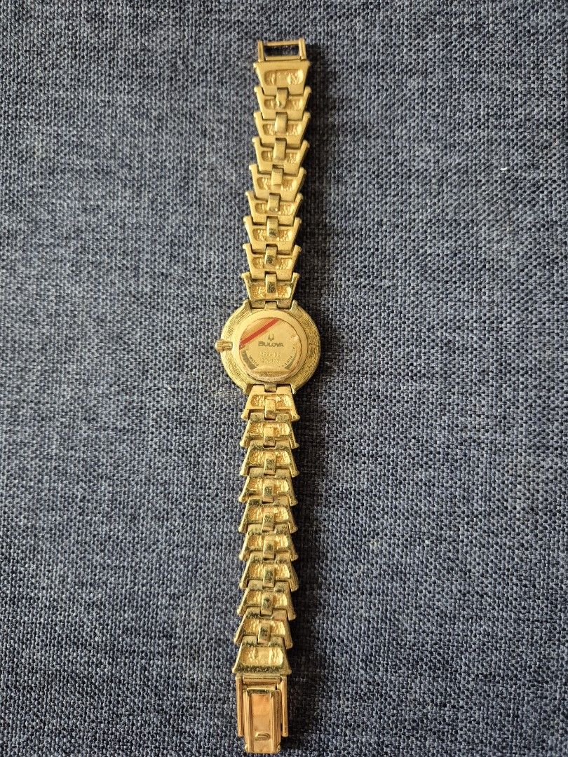 Vintage Bulova Gold-Tone Ladies Watch, Women's Fashion, Watches ...