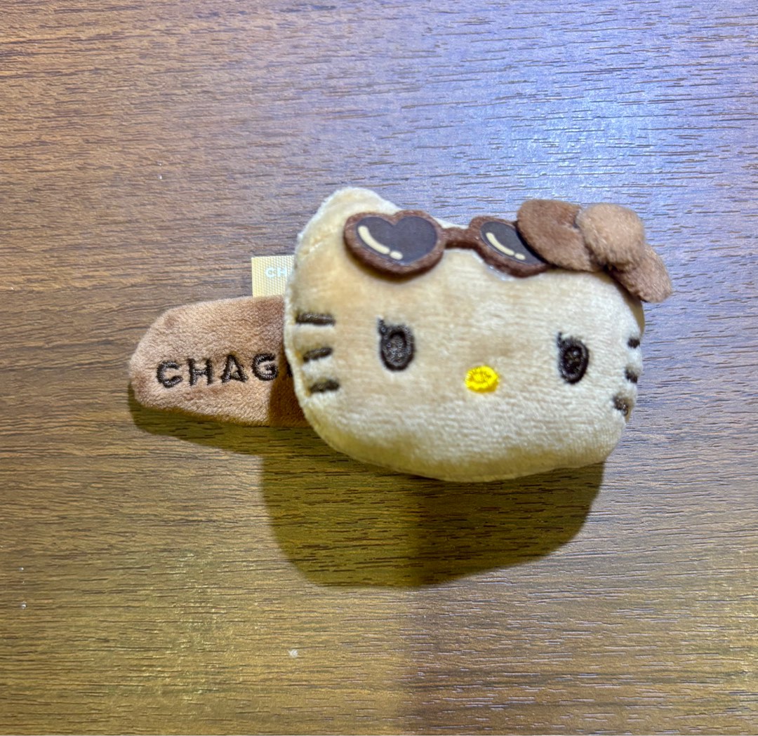 CHAGEE Hello Kitty snuggle snap hair clip, Women's Fashion, Watches ...