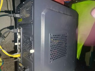 Desktop PC with Monitor, Keyboard, and Mouse, Computers & Tech ...