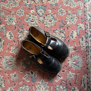 Dr. Martens Mary Jane, Women's Fashion, Footwear, Flats & Sandals on ...