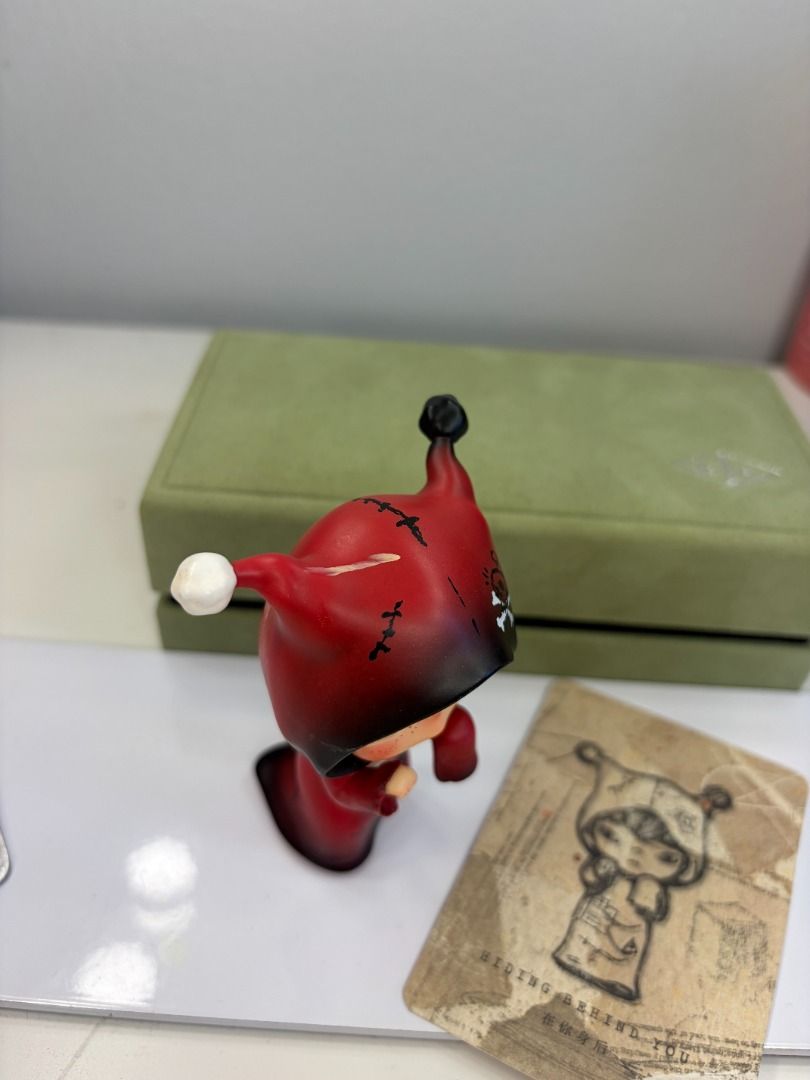 Hirono Echo Series - Hiding Behind You, Hobbies & Toys, Toys & Games on ...