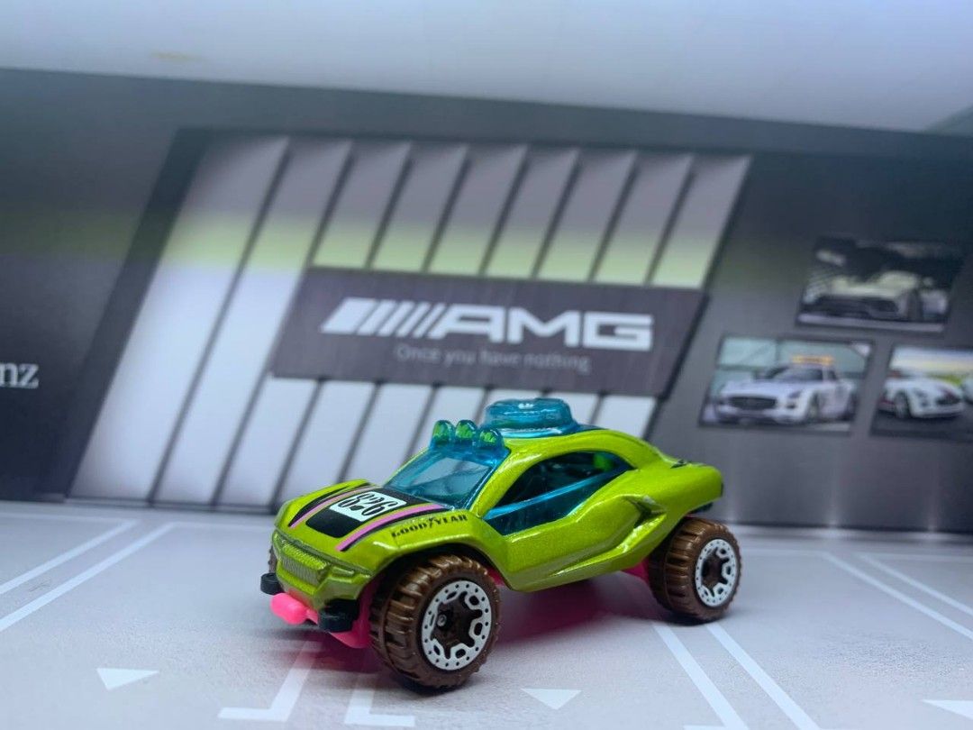 Hot Wheels Dune Daddy Green Vehicle, Hobbies & Toys, Toys & Games on ...