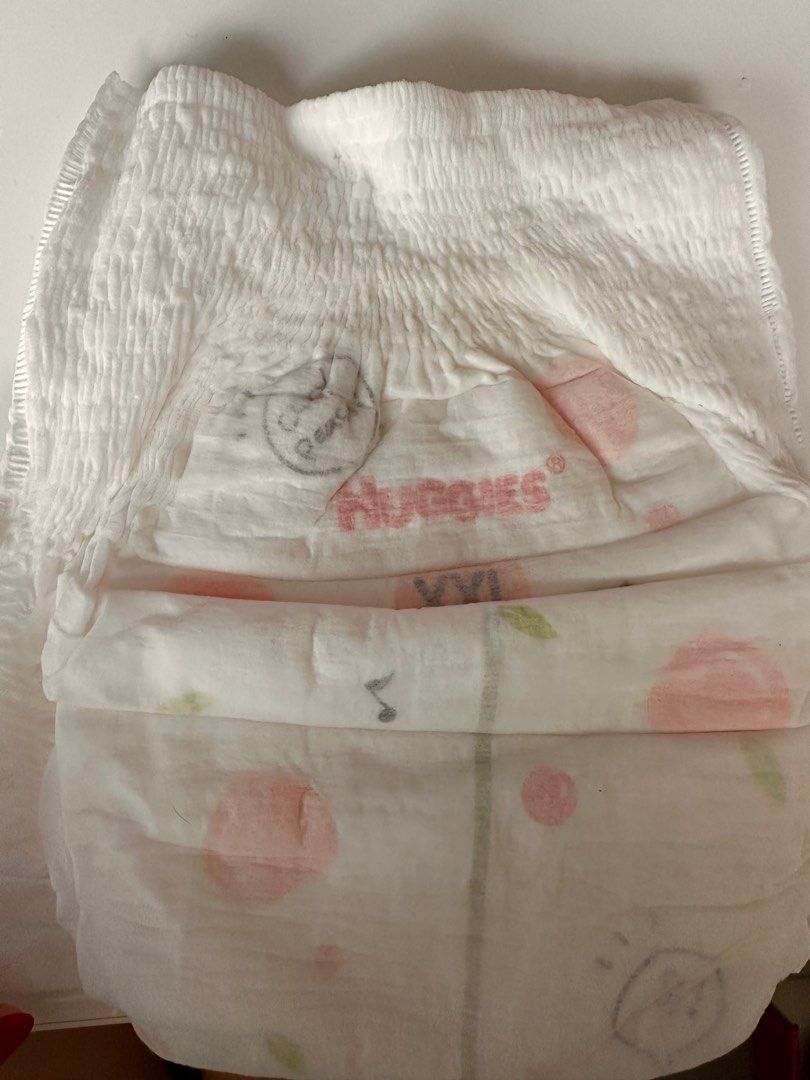 Huggies XXL pull up pants >15kg, 52 pieces, pick up in Tampines, Babies ...