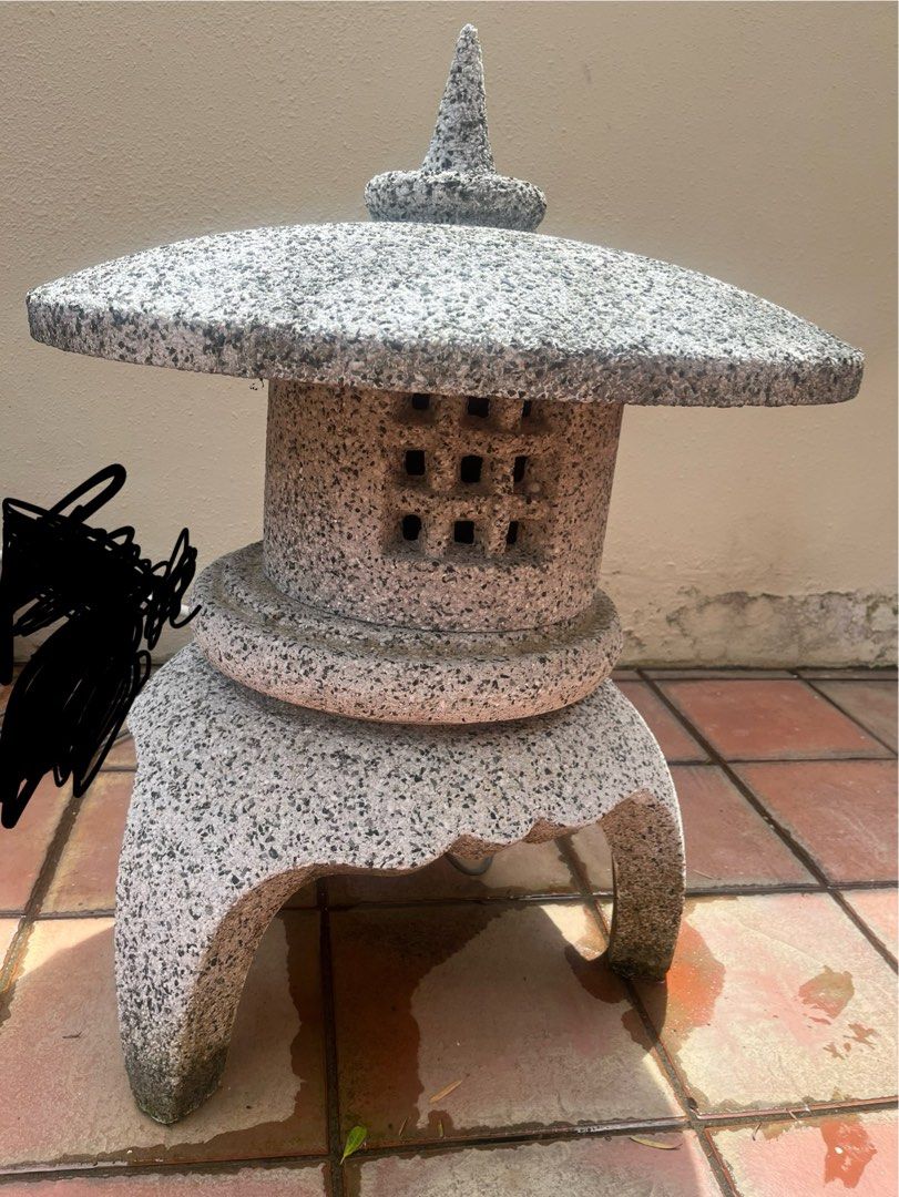 Japanese granite Stone Toro 🇯🇵Garden Lantern, Furniture & Home Living ...