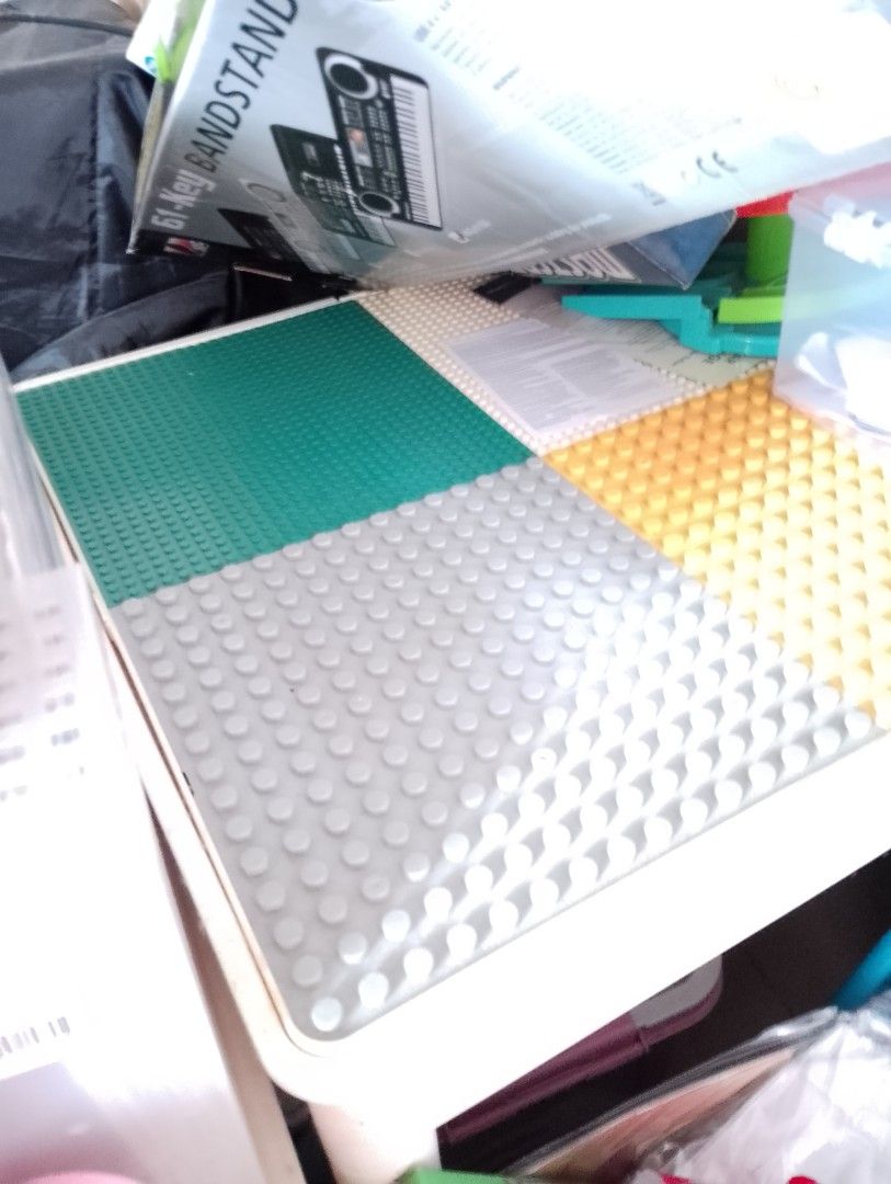 Lego table and Bricks Lego Set, Hobbies & Toys, Toys & Games on Carousell