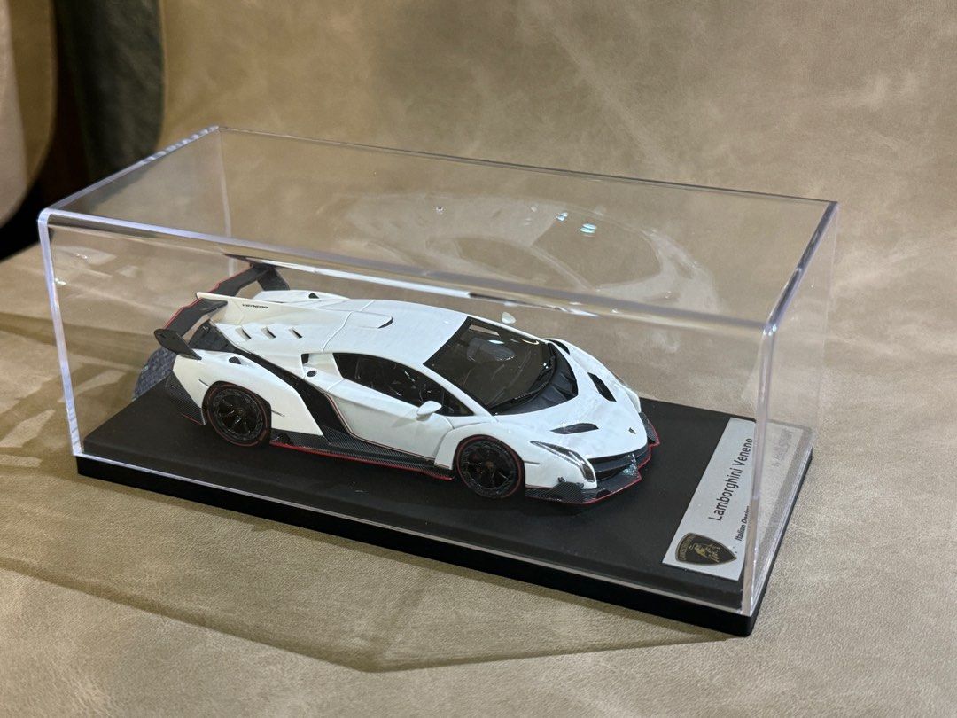 Looksmart LS409C Lamborghini Veneo 2013年日內瓦車展限定 1/43 模型車, 書籍、休閒與玩具, 玩具 ...