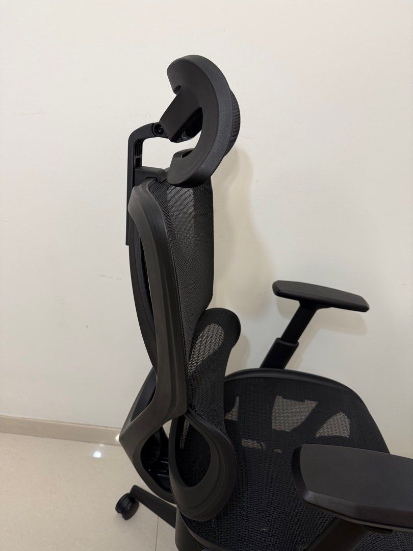 Ergonomic Office Chair: Nitori OC707 ERASTMA , Furniture & Home Living ...