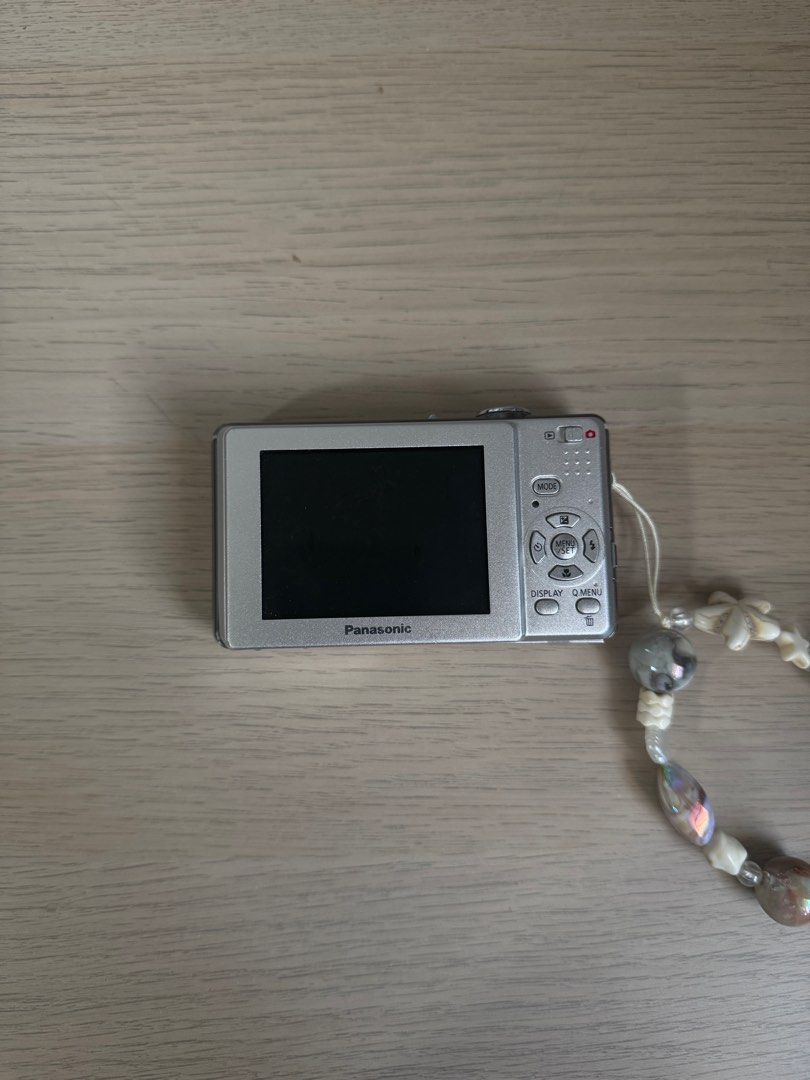 Panasonic Lumix DMC-FS62, Photography, Cameras on Carousell