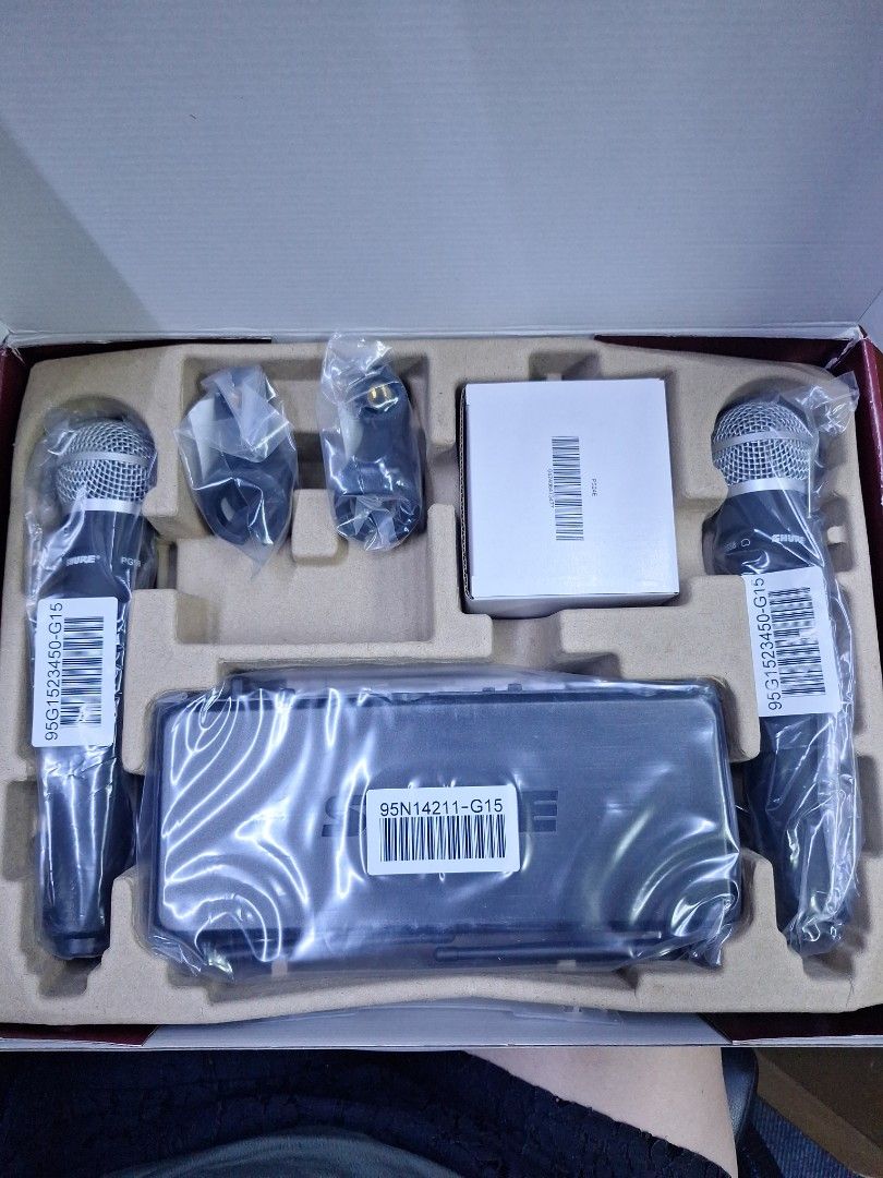 Shure SVX Dual Wireless Microphone System, Audio, Microphones on Carousell