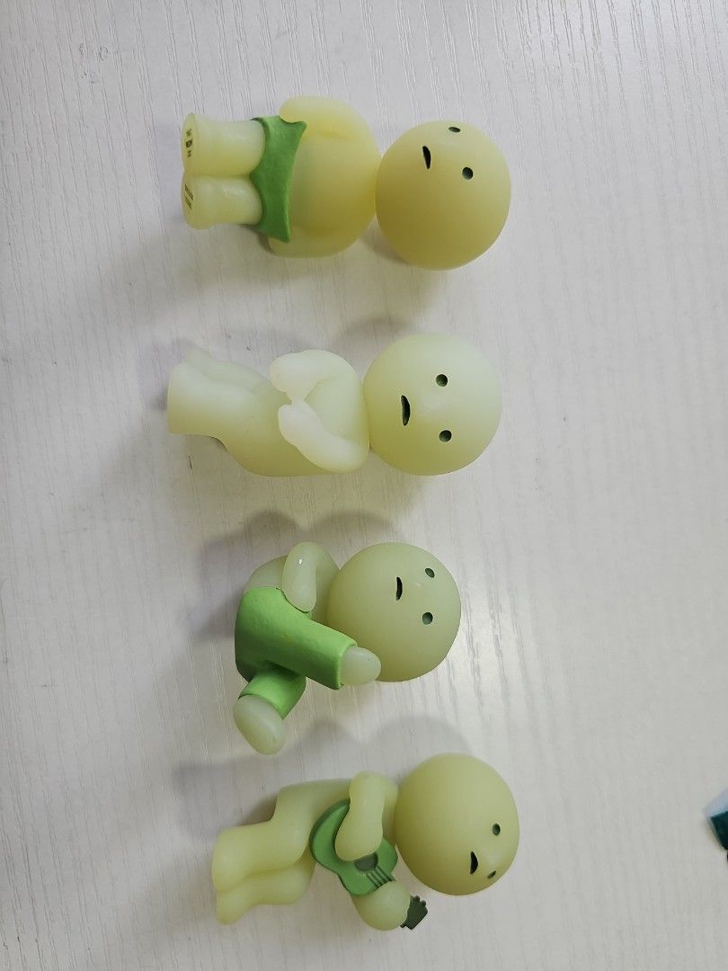 Smiski dressing , series 1 , sunday, Hobbies & Toys, Toys & Games on ...