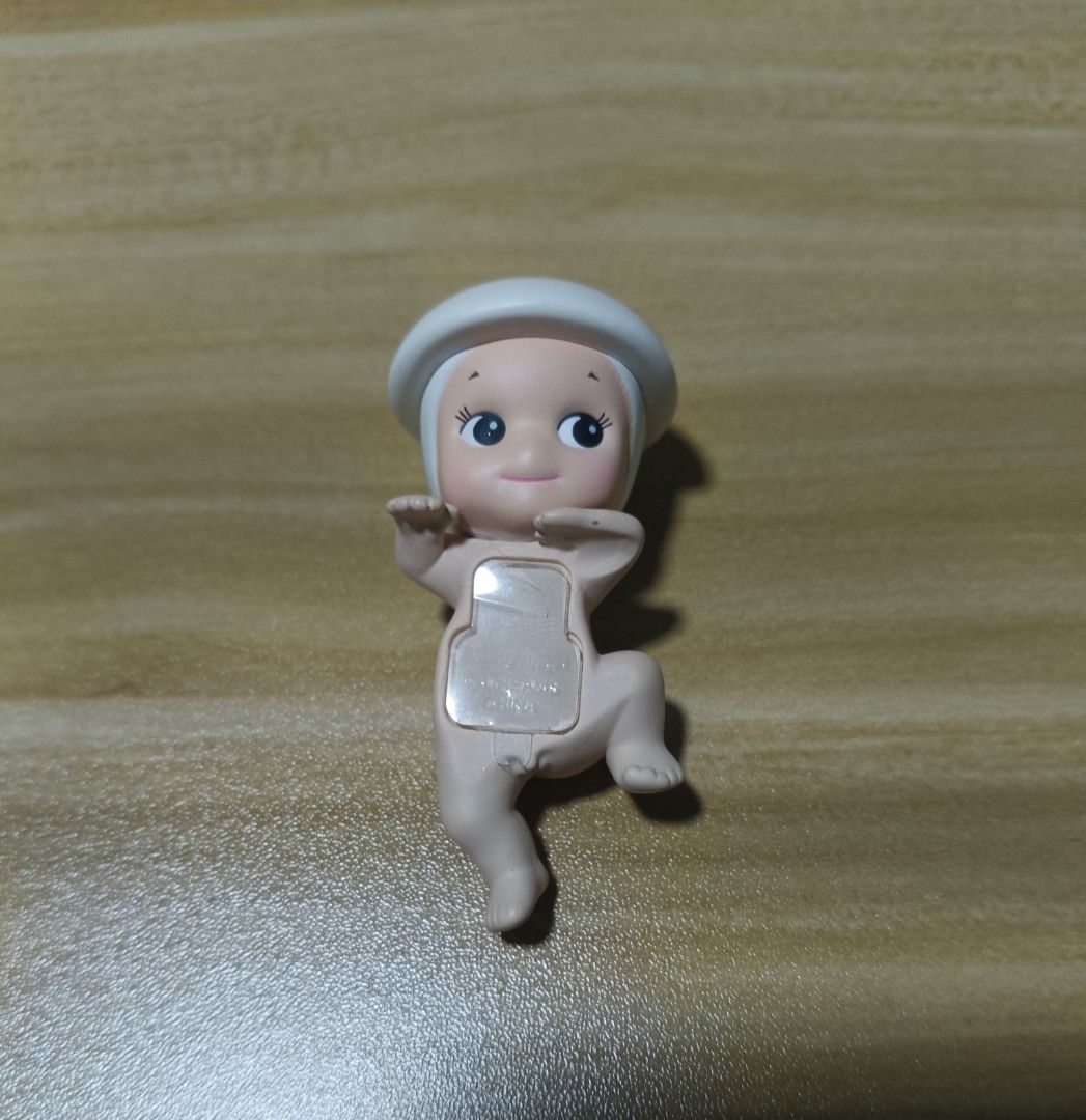 Sonny Angel Mushroom Harvest Hipper, Hobbies & Toys, Toys & Games on ...