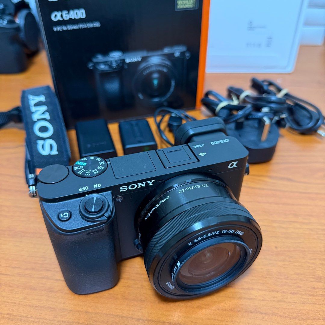 Sony a6400 body with kit lens 16-50mm (99% like new SC3k only ...
