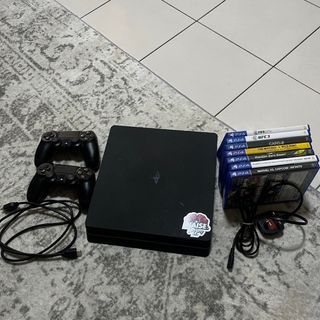 Sony PlayStation 4 Console with Games, Video Gaming, Video Game ...