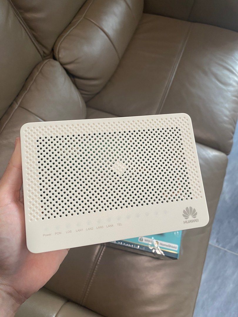 TP Link Wifi 6 Router AX5400 Archer AX72 + Huawei OptiXstar HG8140H5 ...