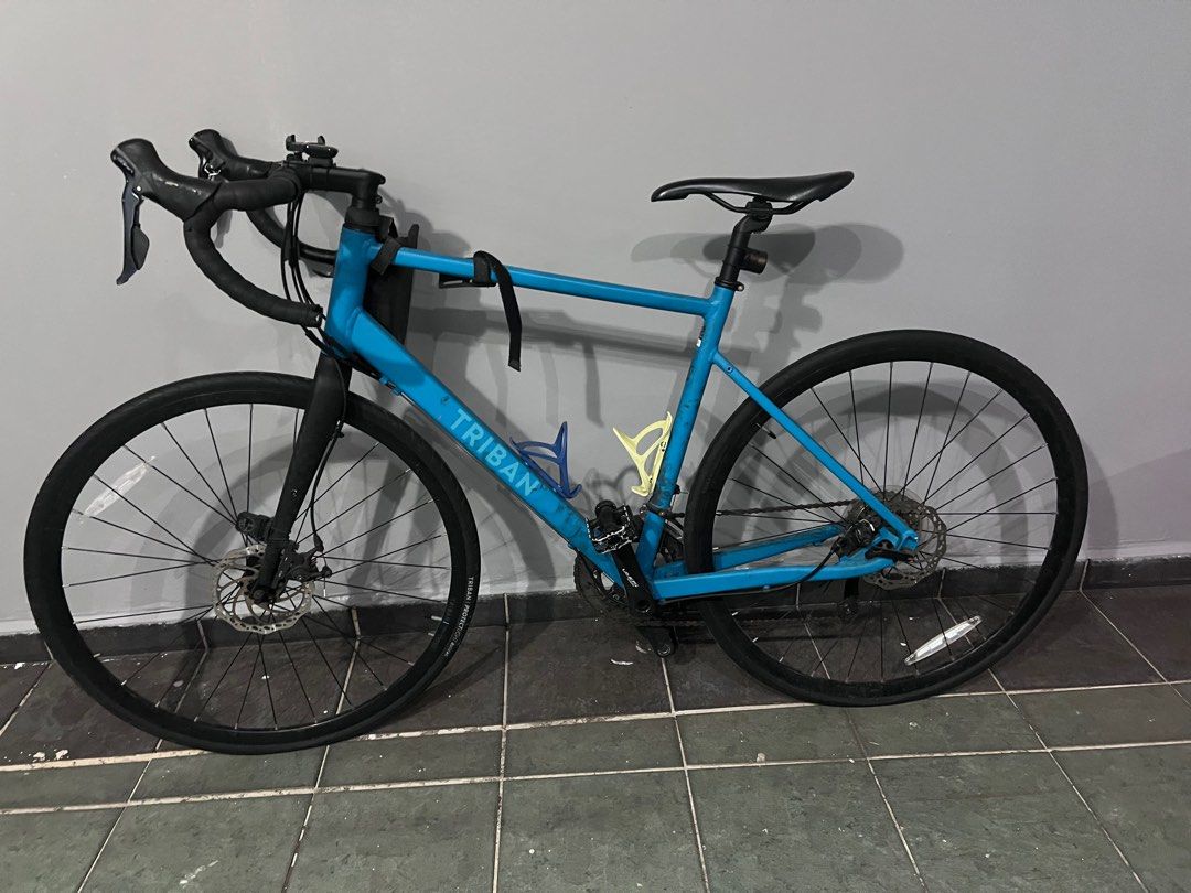 Triban RC 500 Road Bike - Blue, Sports Equipment, Bicycles & Parts, Bicycles on Carousell