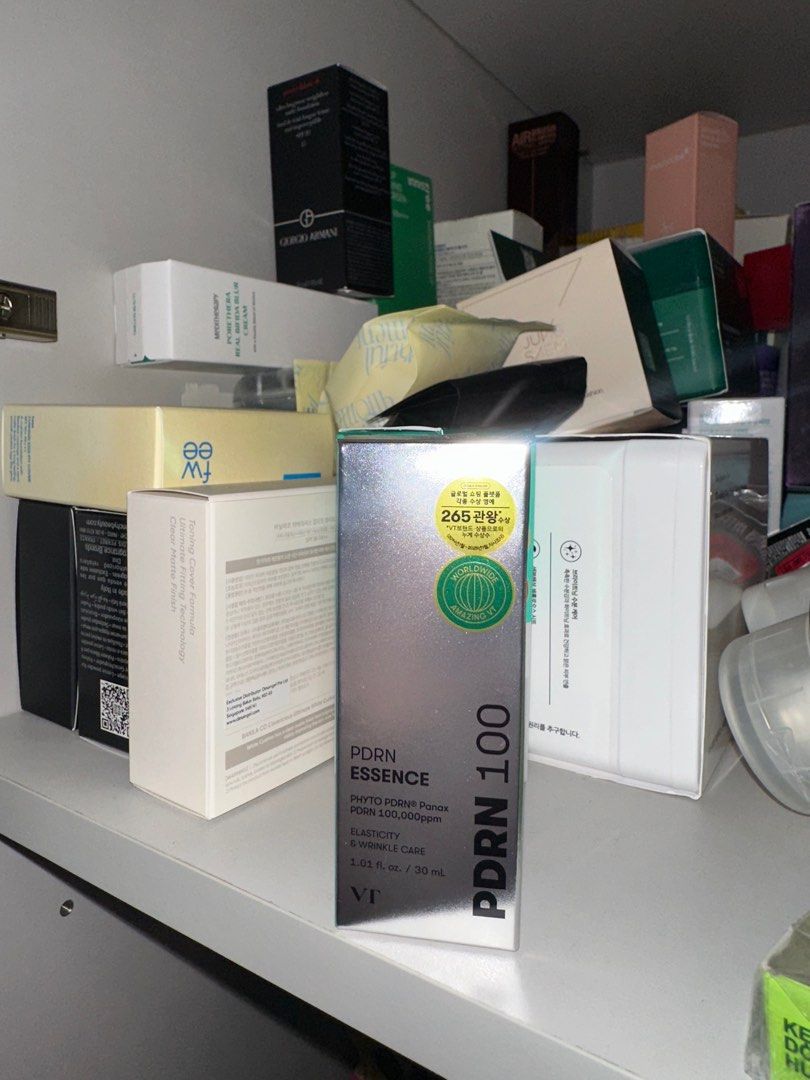 VT Cosmetics PDRN 100 Essence, Beauty & Personal Care, Face, Face Care ...