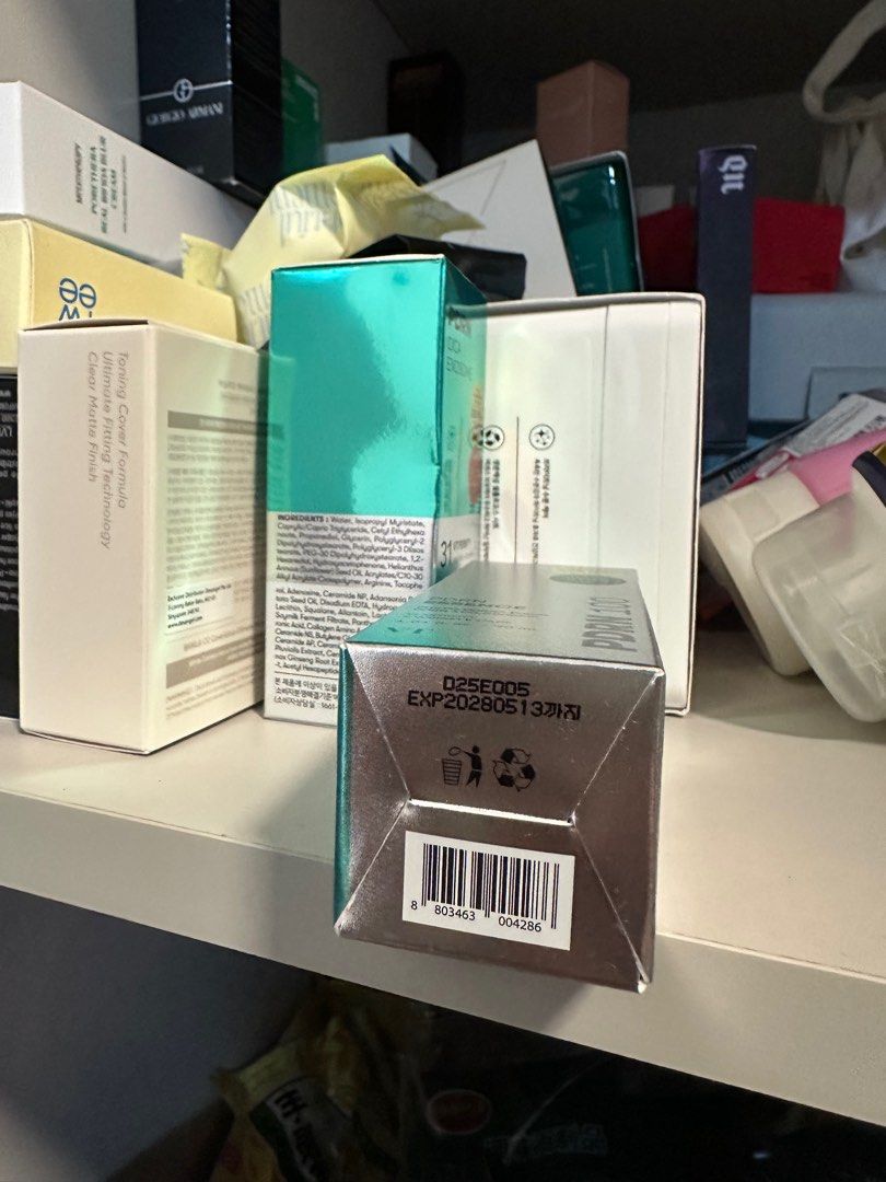 VT Cosmetics PDRN 100 Essence, Beauty & Personal Care, Face, Face Care ...