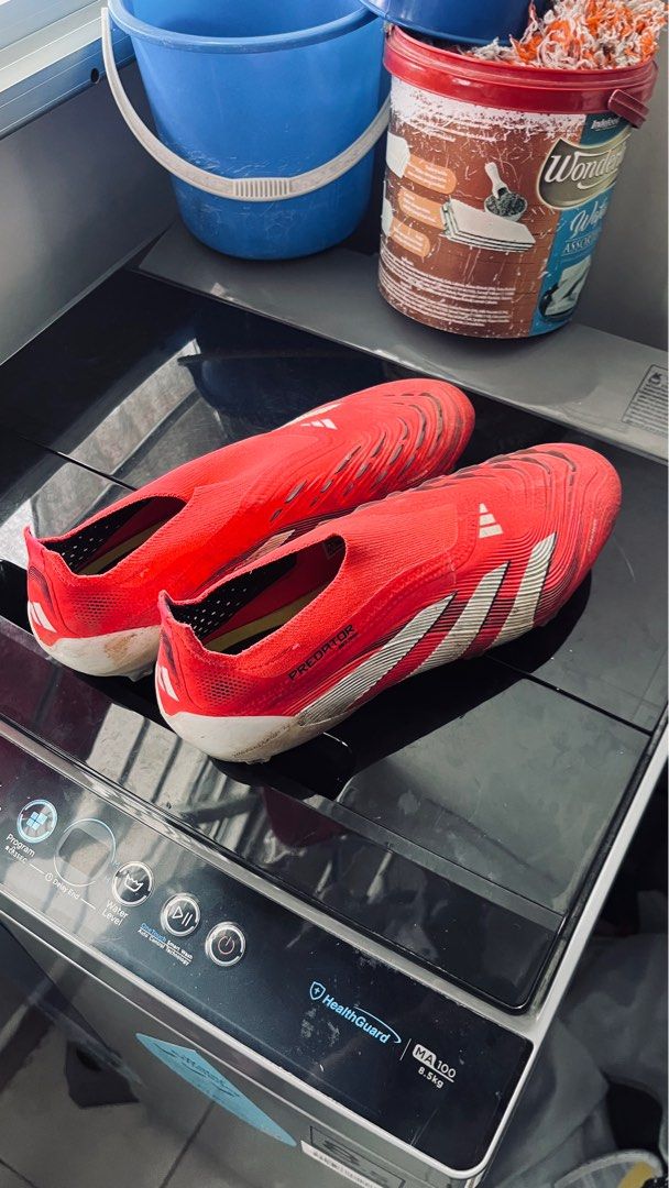Adidas Predator Elite Laceless, Men's Fashion, Footwear, Boots on Carousell