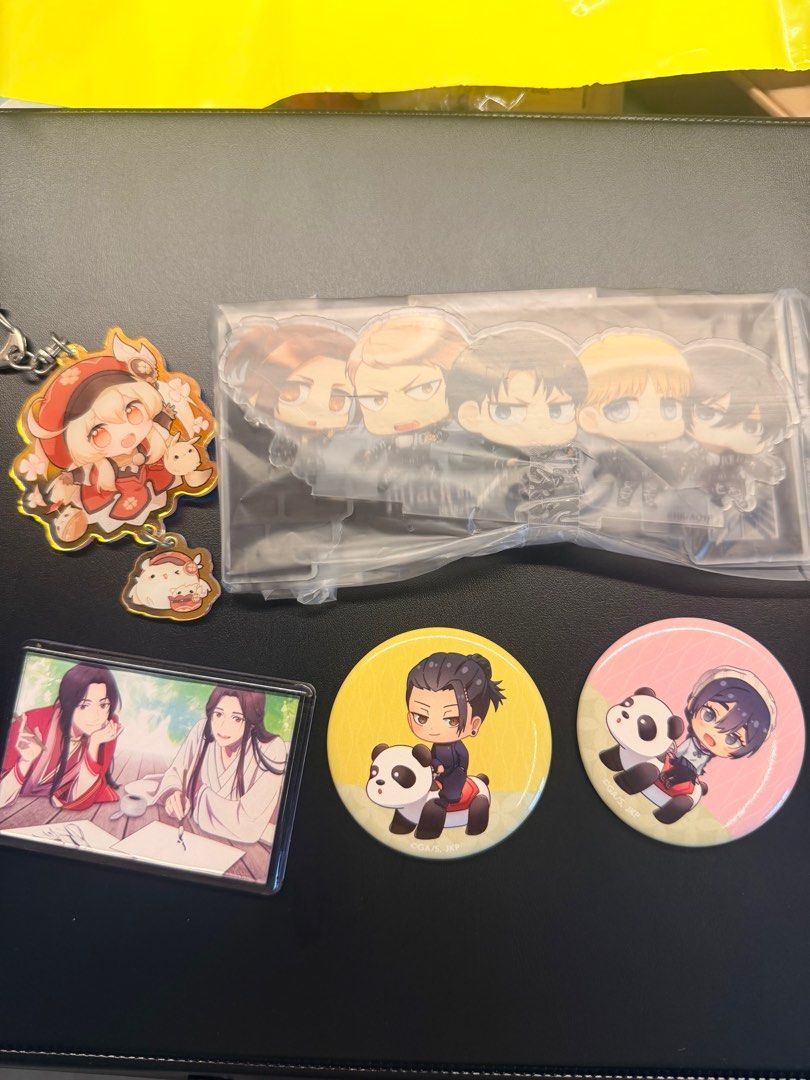 Anime Keychains, Pins, and Acrylic Standees, Hobbies & Toys, Toys ...