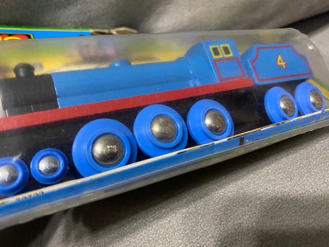BRIO Gordon Thomas the Tank Engine & Friends wooden toy train, Hobbies ...