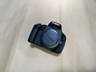Canon EOS 70D DSLR Camera, Photography, Cameras on Carousell