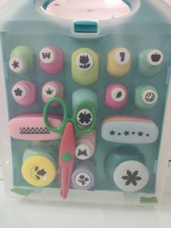 [Paper cutter] Paper Punch Set with Case - Various Shapes for children ...