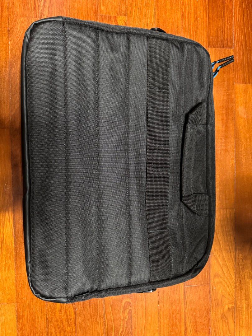 Dell Pro Slim Briefcase 15 - Brand New, Computers & Tech, Parts ...