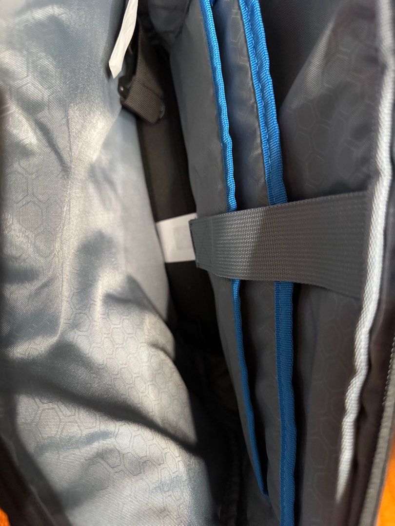 Dell Pro Slim Briefcase 15 - Brand New, Computers & Tech, Parts ...