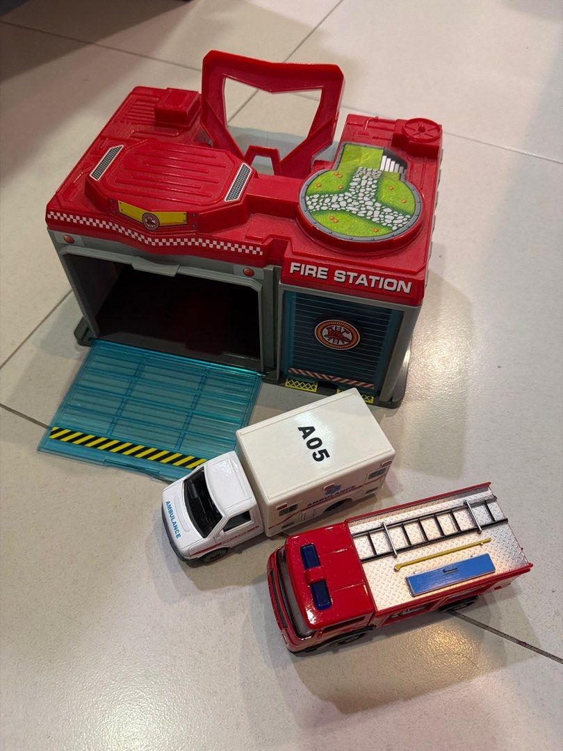 Fire Station Playset with Ambulance and Fire Truck, Hobbies & Toys ...