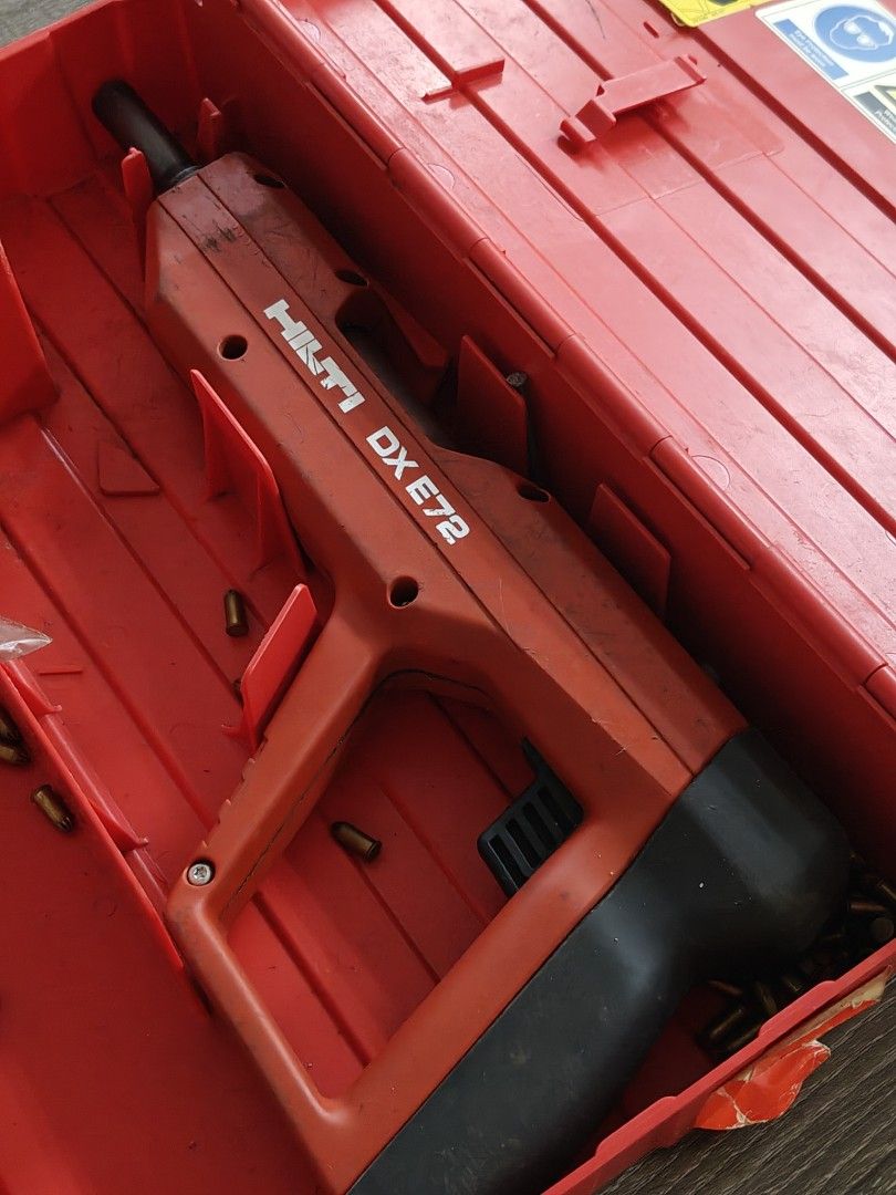 Hilti Ramset Model DX E 72, TV & Home Appliances, Other Home Appliances ...