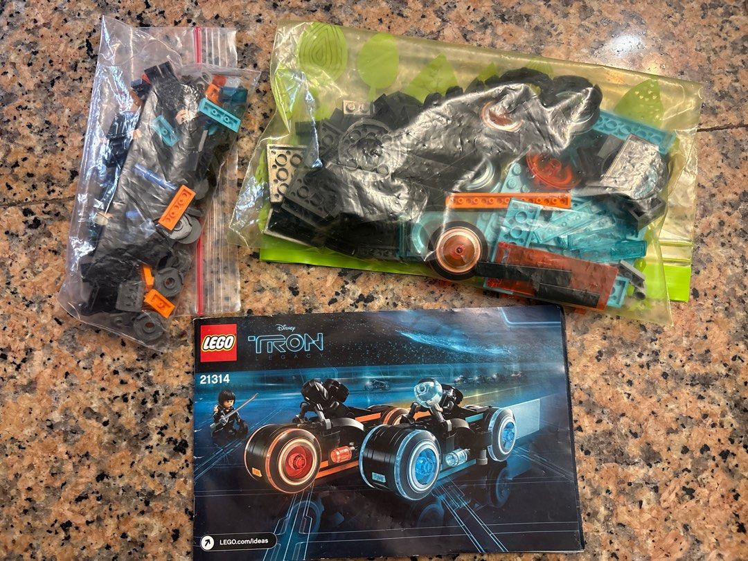 LEGO Ideas 21314 TRON: Legacy Light Cycle Set, Hobbies & Toys, Toys ...