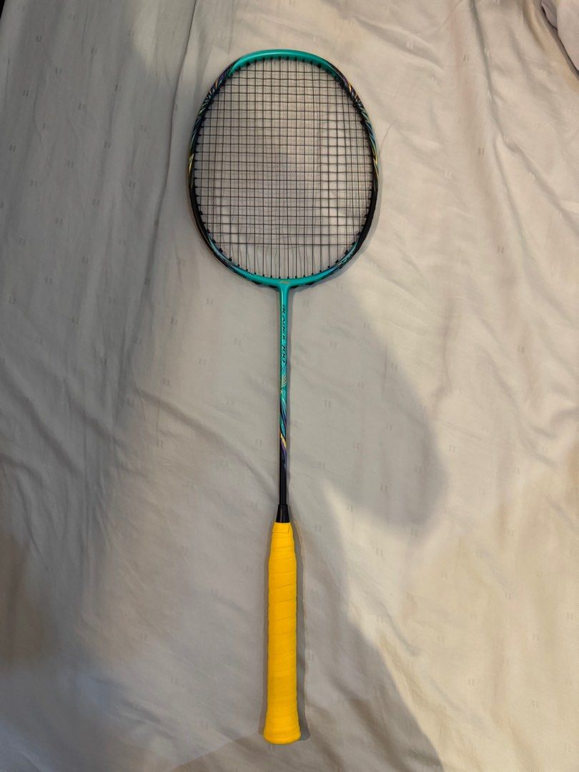 Li-Ning Blade X 700 Badminton Racket, Sports Equipment, Sports & Games ...