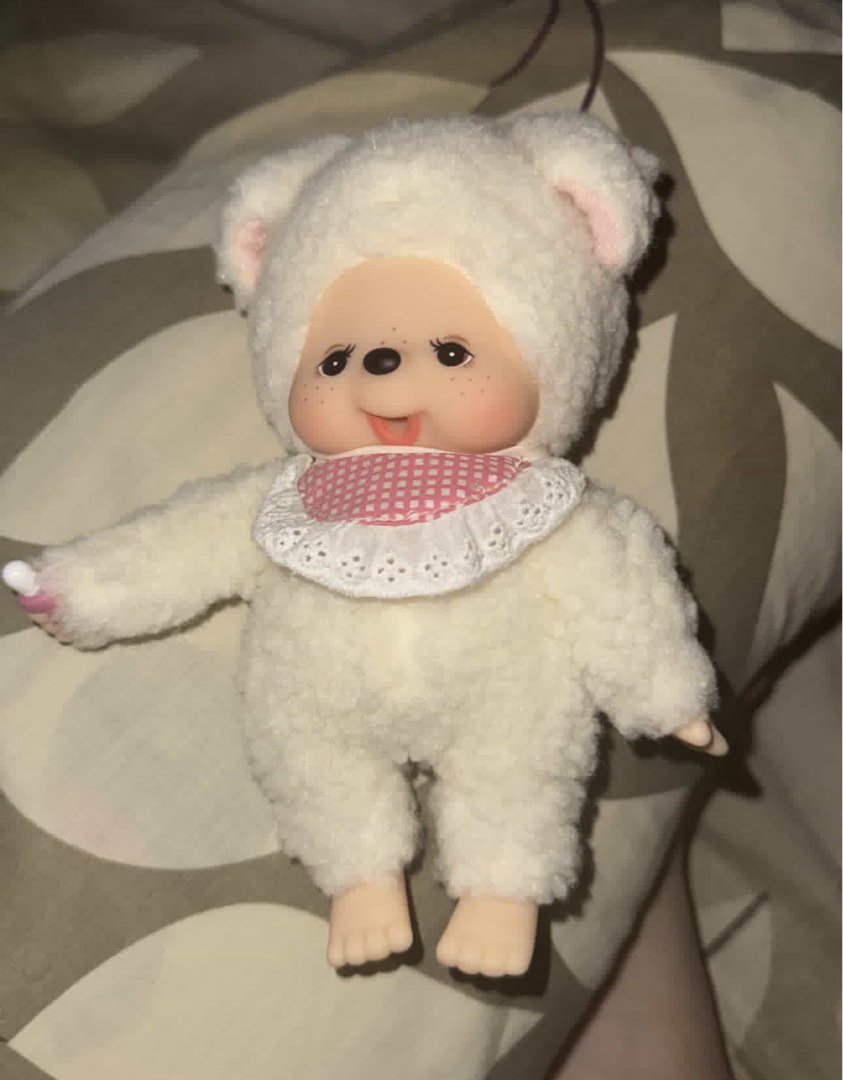 Monchichi white colour, Hobbies & Toys, Toys & Games on Carousell