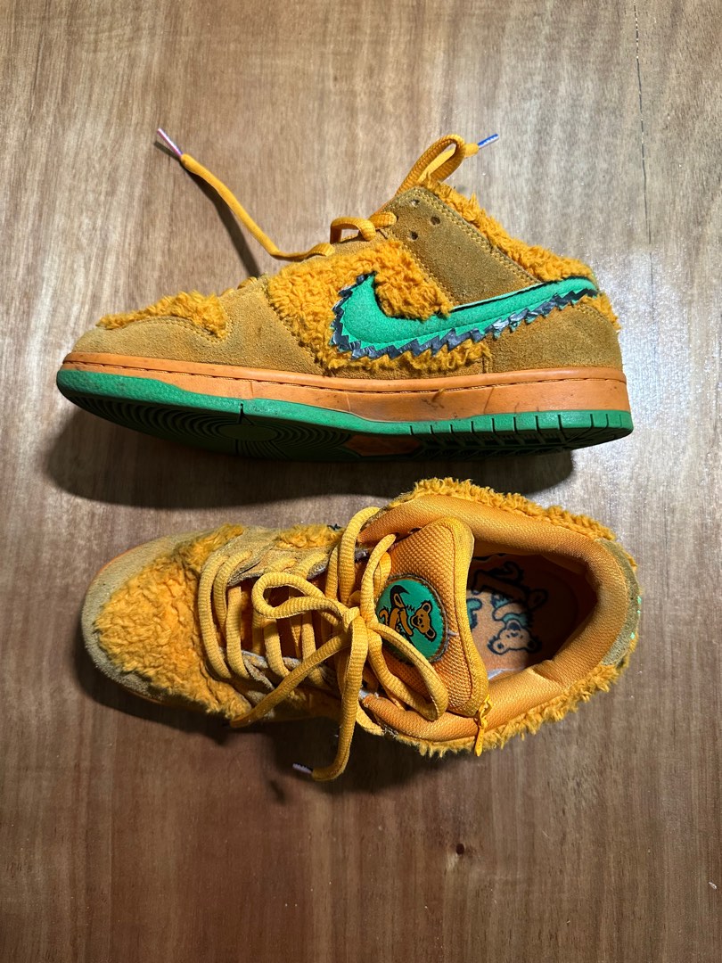 Nike SB x Greatful Dead Dunk Low, Men's Fashion, Footwear, Sneakers on ...