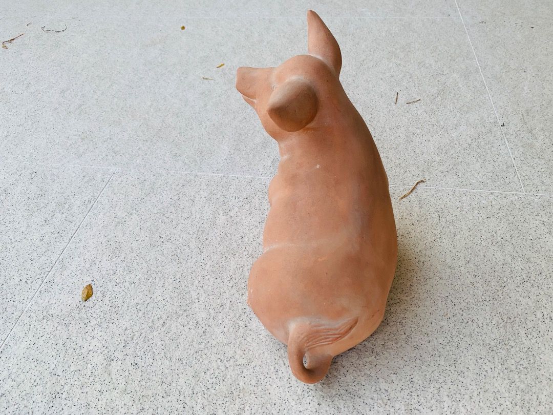 Outdoor Pig statue 🐷, Furniture & Home Living, Gardening, Gardening ...