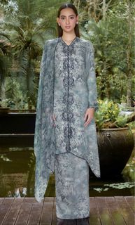 Gina kurung wanzar For Sale | Carousell Malaysia