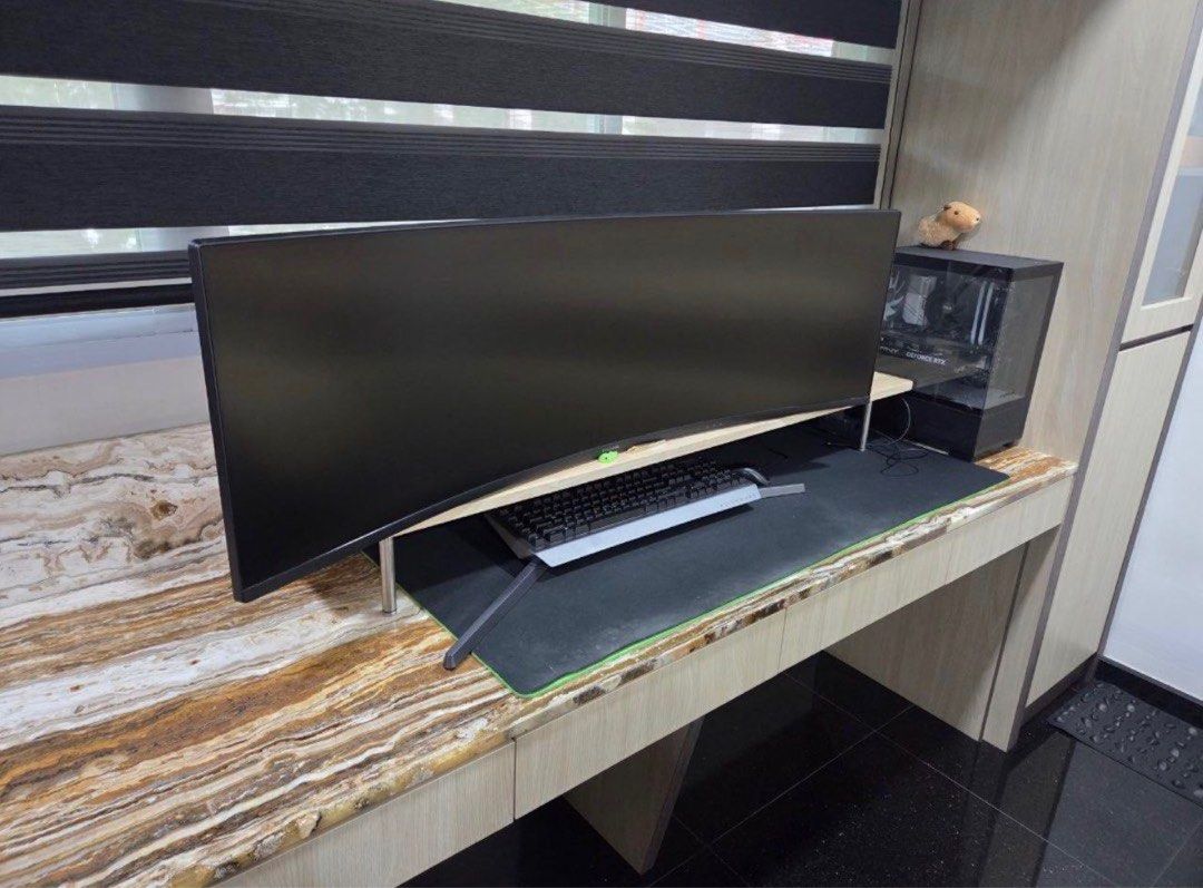 Samsung QLED Gaming Monitor, Computers & Tech, Parts & Accessories ...