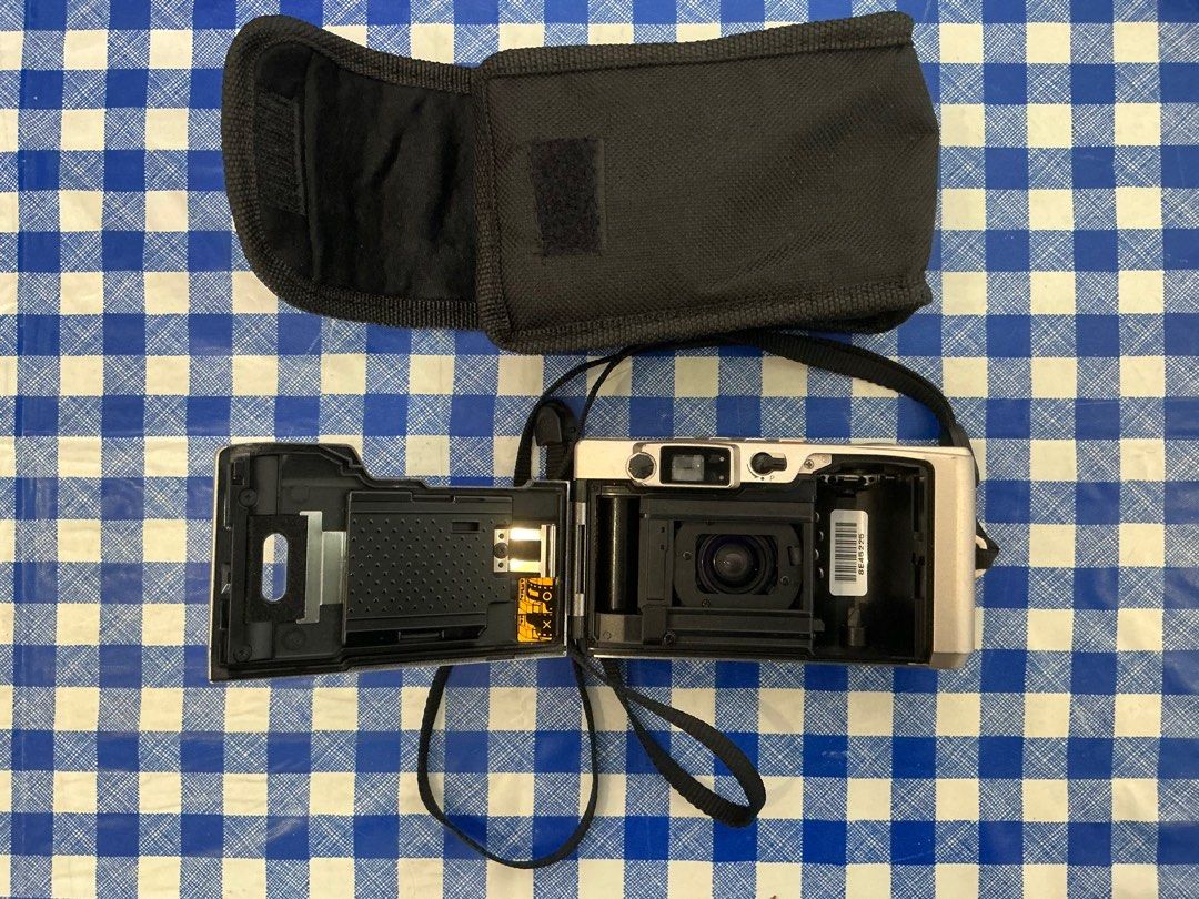 Samsung Vega 70D Film Camera with Case, Photography, Cameras on Carousell