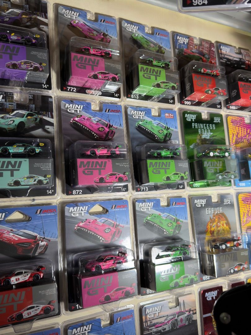 **SHARE** Mini GT AO IMSA Daytona 24hrs Edition SET, 興趣及遊戲, 玩具 & 遊戲類 ...