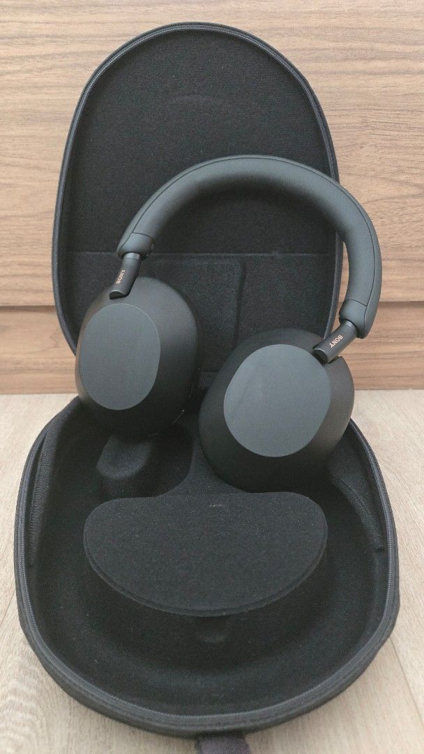 Sony WH-1000XM5 Noise Cancelling Headphones, Audio, Headphones ...