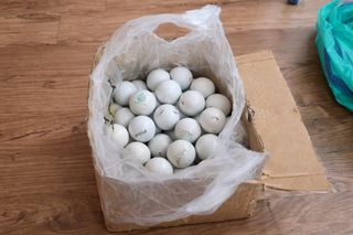 30 Golf Balls mixed, Sports Equipment, Sports & Games, Golf on Carousell