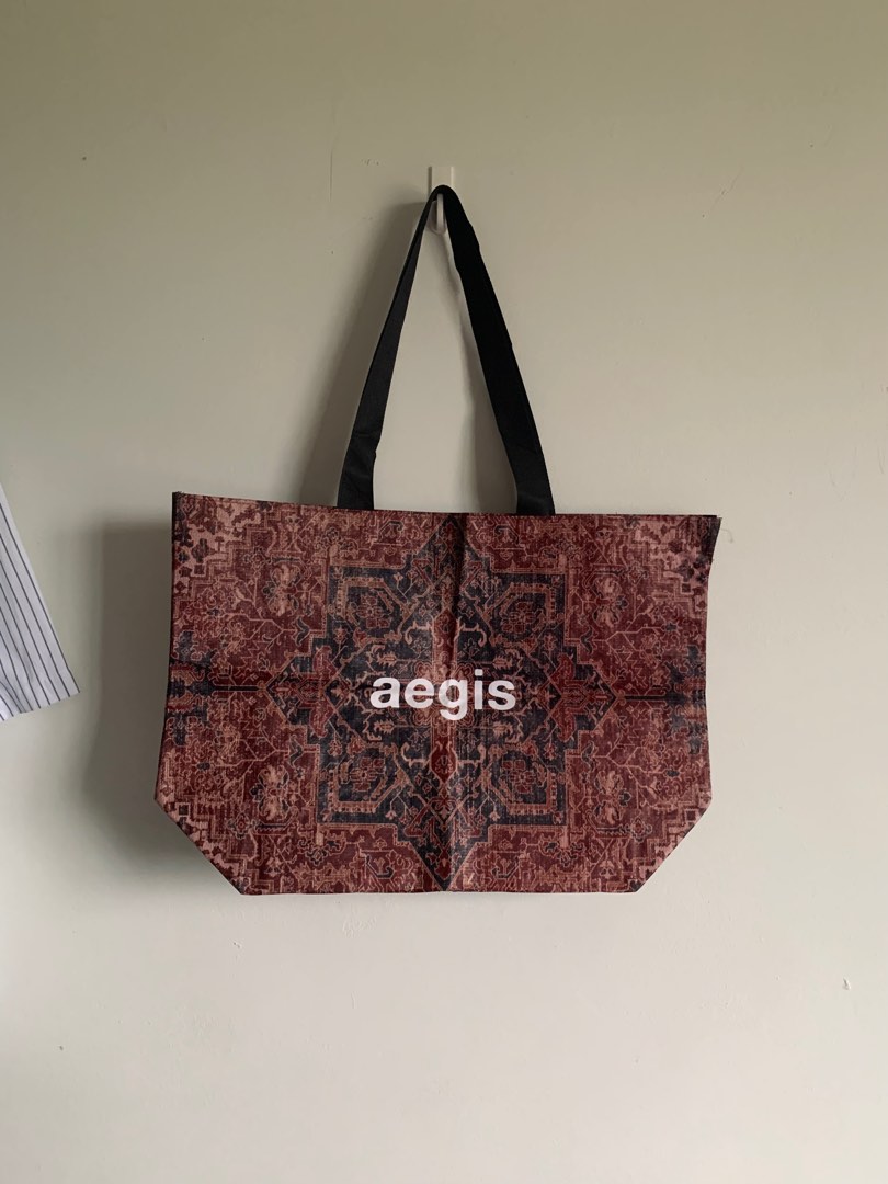 AEGIS MUSTAFA RUG TOTEBAG, Luxury, Bags & Wallets on Carousell