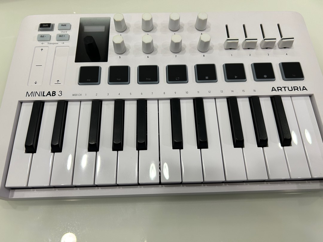 Arturia MiniLab 3 MIDI Controller, Hobbies & Toys, Musical Instruments ...